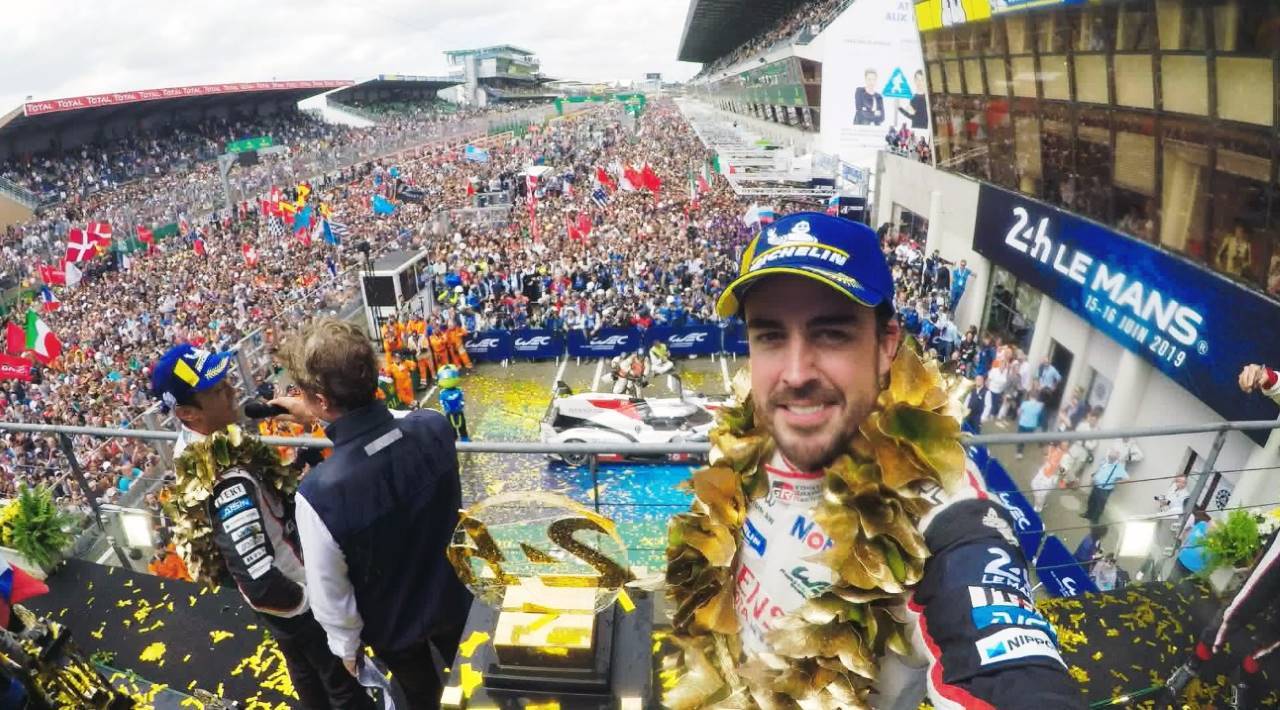 Amazon Prime Video estrena el documental Fernando Alonso, campeón ...
